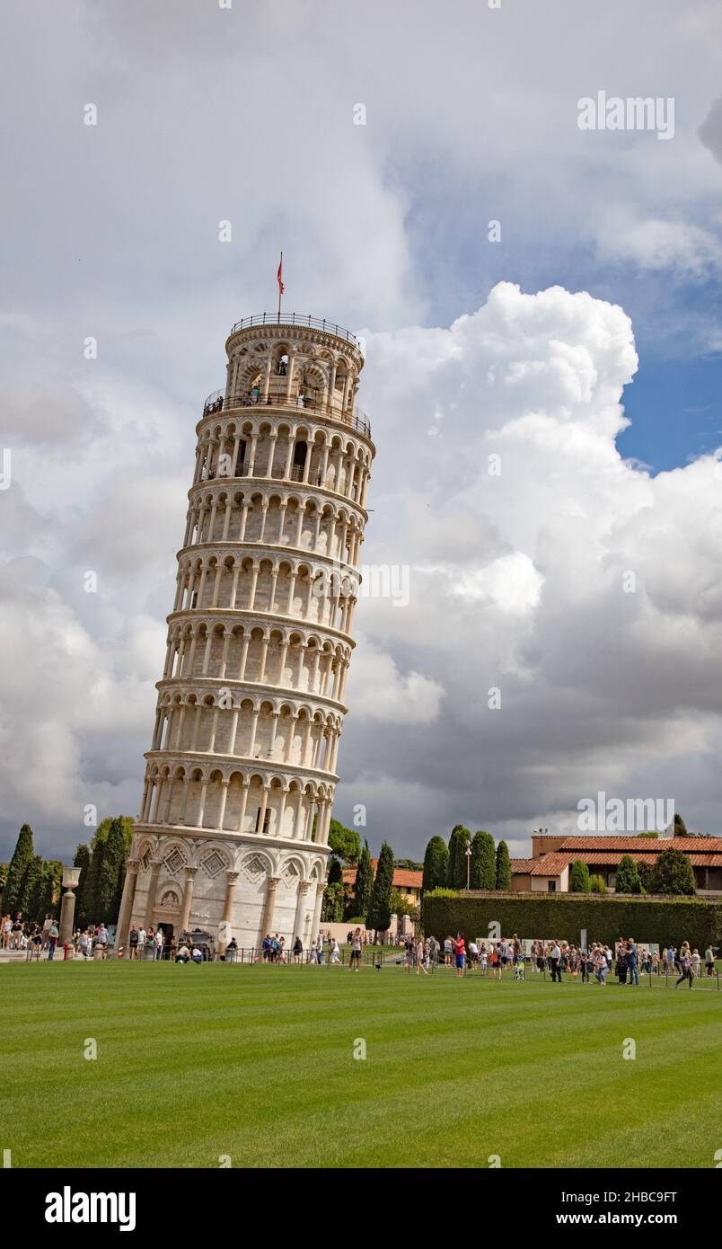 Leaning tower of Pisa, Italy Stock Photo - Alamy