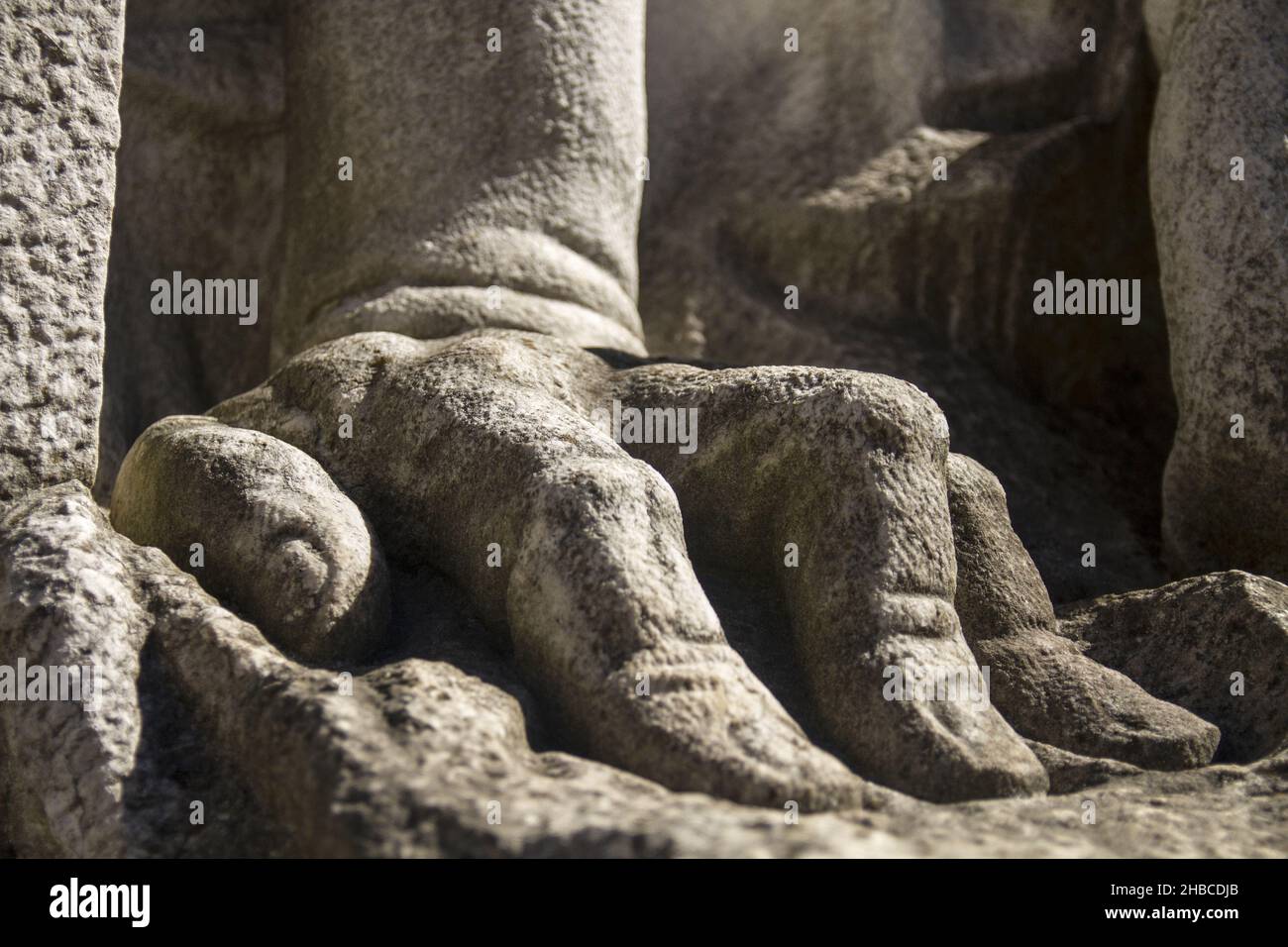Stone hand sculpture hi-res stock photography and images - Alamy