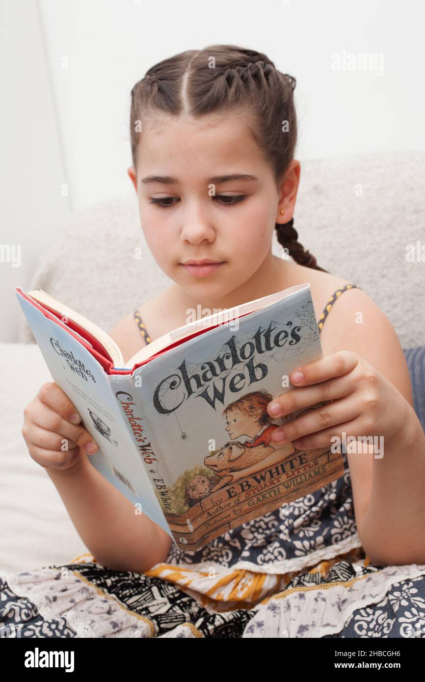 Girl e hi-res stock photography and images - Alamy