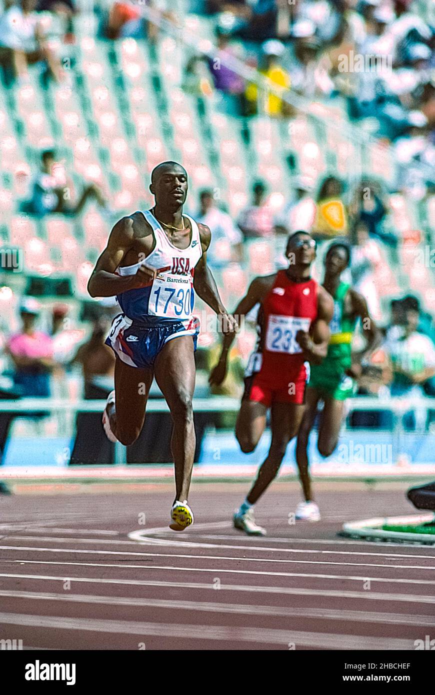 Steve Lewis (USA) competing in the men's 400m R1 at the 1992 Olympic ...