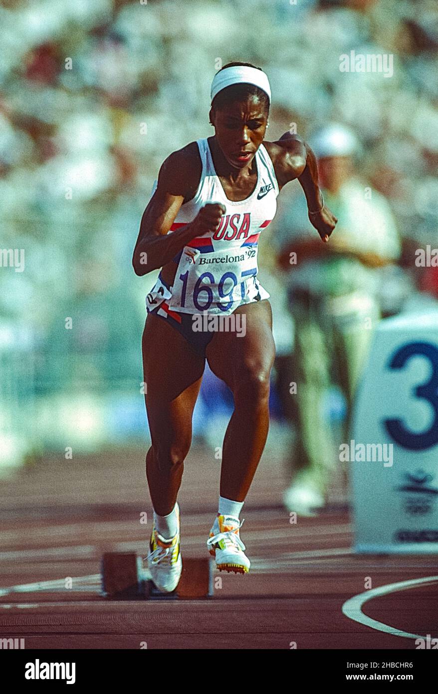 Michelle Finn (USA) competing in the women's 200m at the 1992 Olympic ...