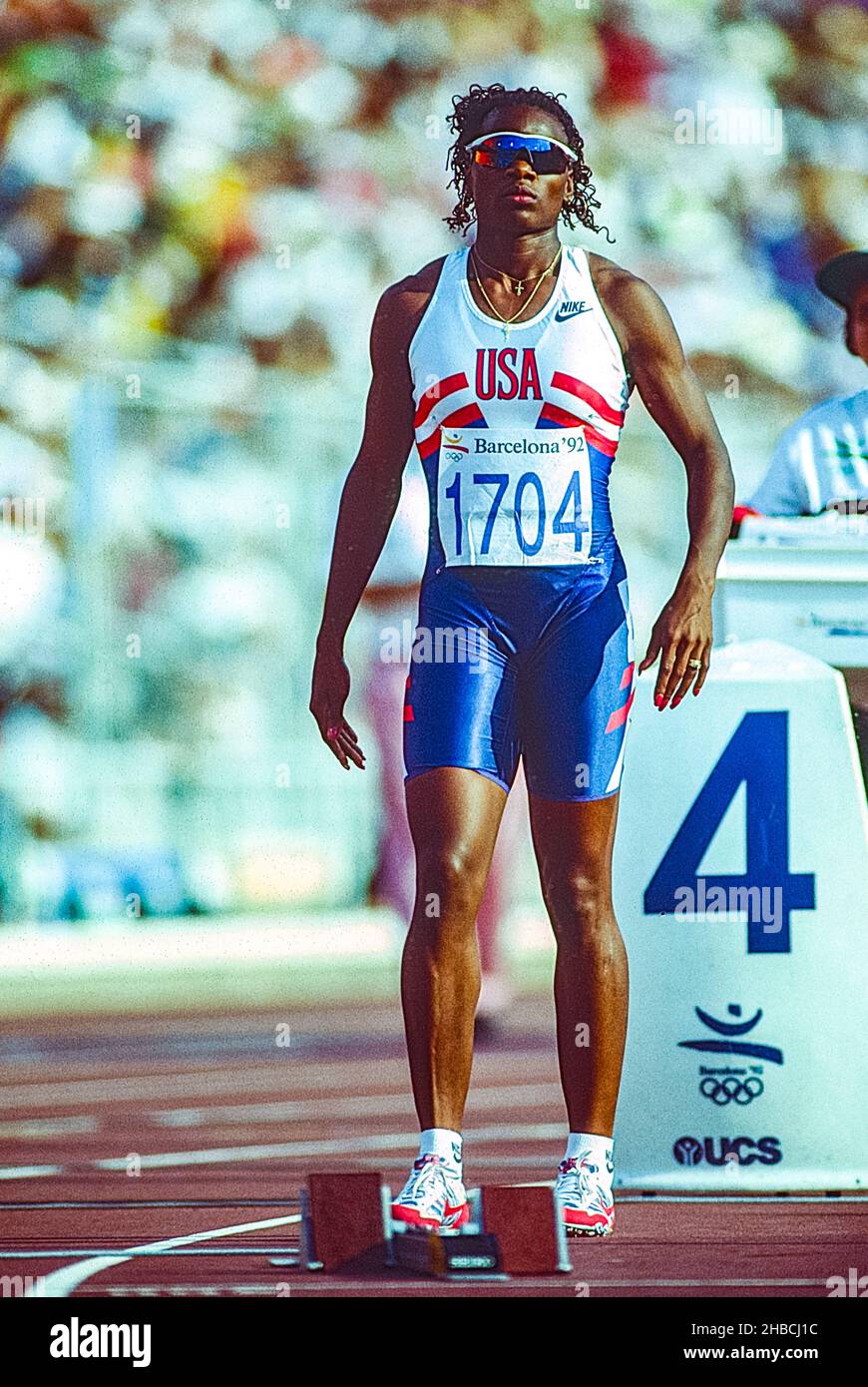 Carlette Guidry (USA) competing in the women's 200m at the 1992 Olympic ...
