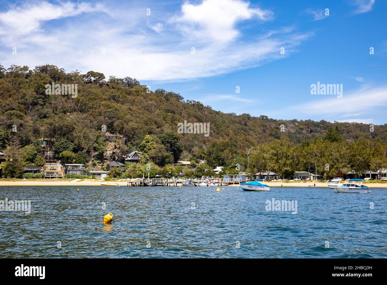 Mackerel beach in Pittwater on a warm summers day 2021, Ku-ring-gai ...