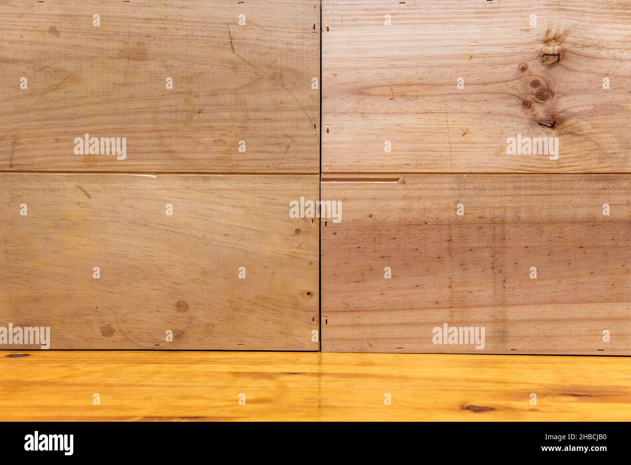 pine wood board with many veins. Vector Wood Texture Background Stock ...