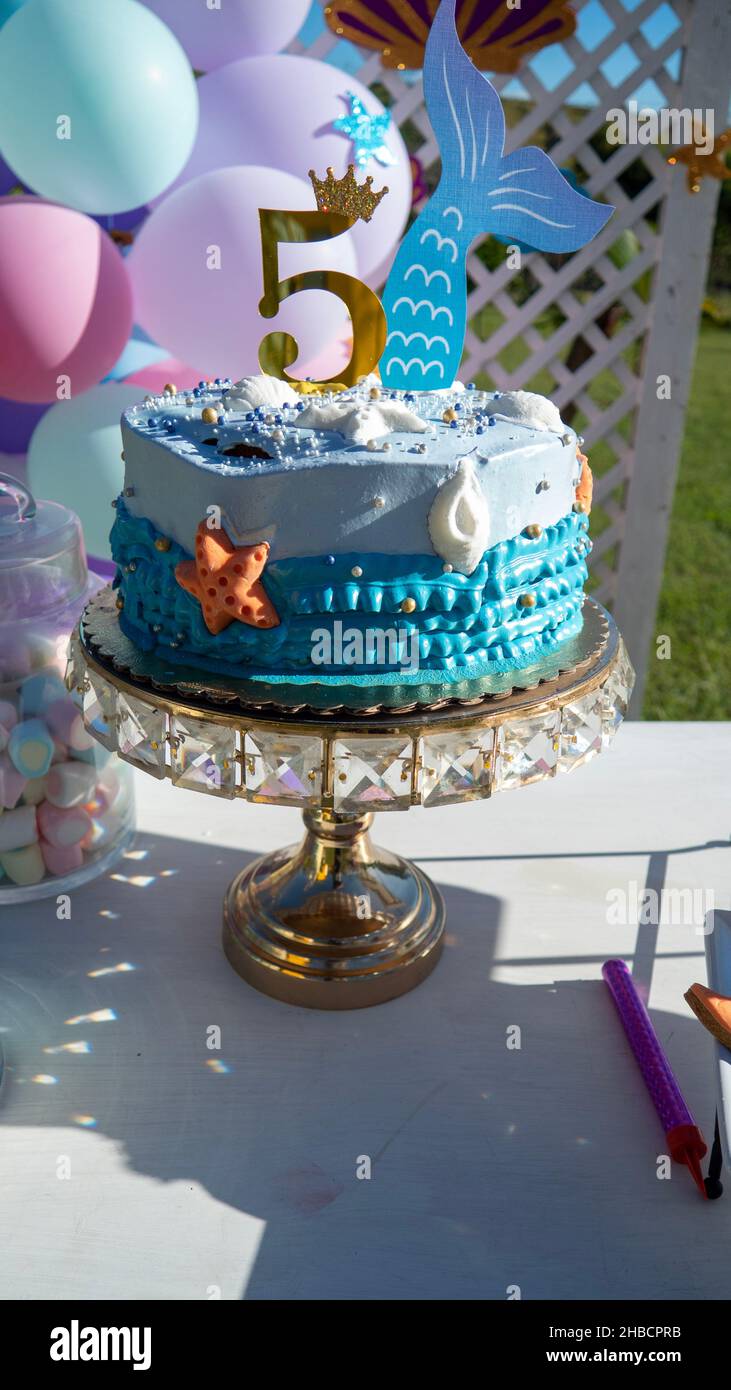 Tropical sweets ready to serve Stock Photo - Alamy