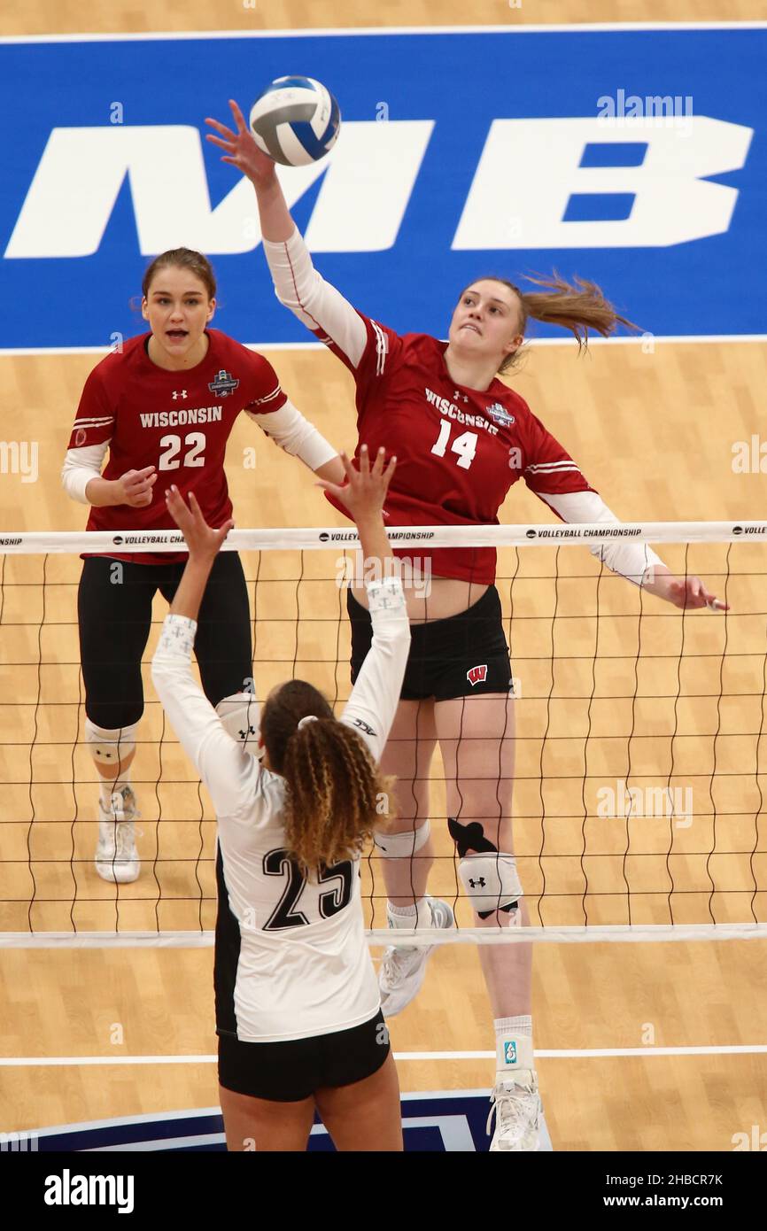 Columbus, OH, USA. 16th Dec, 2021. Columbus, OH - 2021/12/16 - ANNA ...