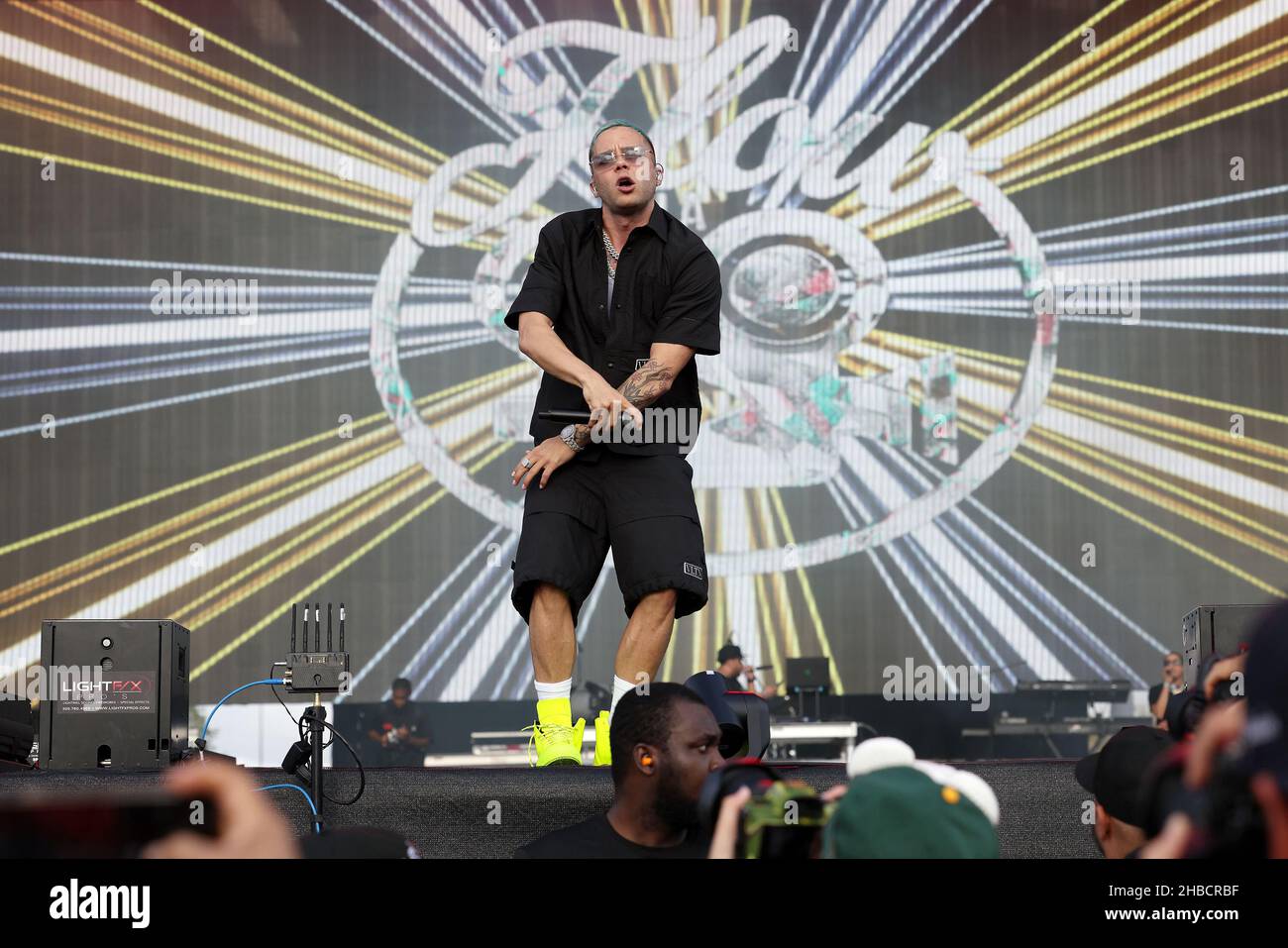 MIAMI, FL-DEC 18: Nio Garcia performs during Vibra Urbana day one at ...