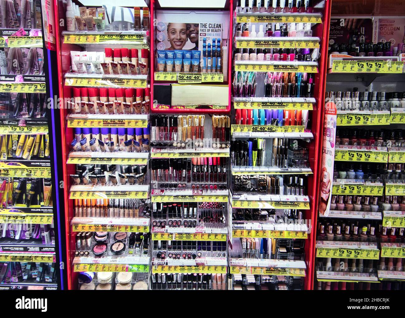 Chemist Warehouse High Resolution Stock Photography and Images - Alamy