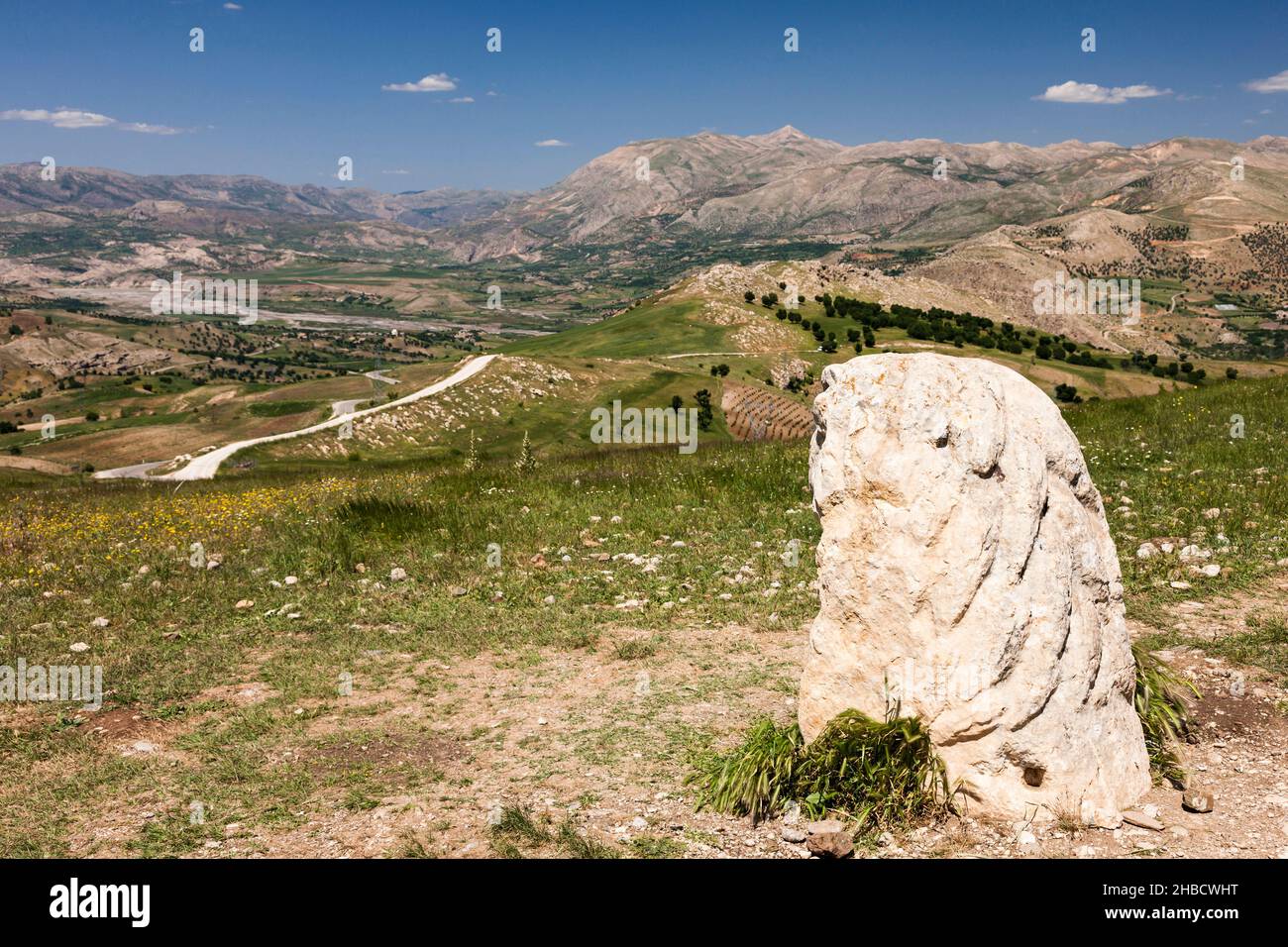 Tumulus culture hi-res stock photography and images - Alamy