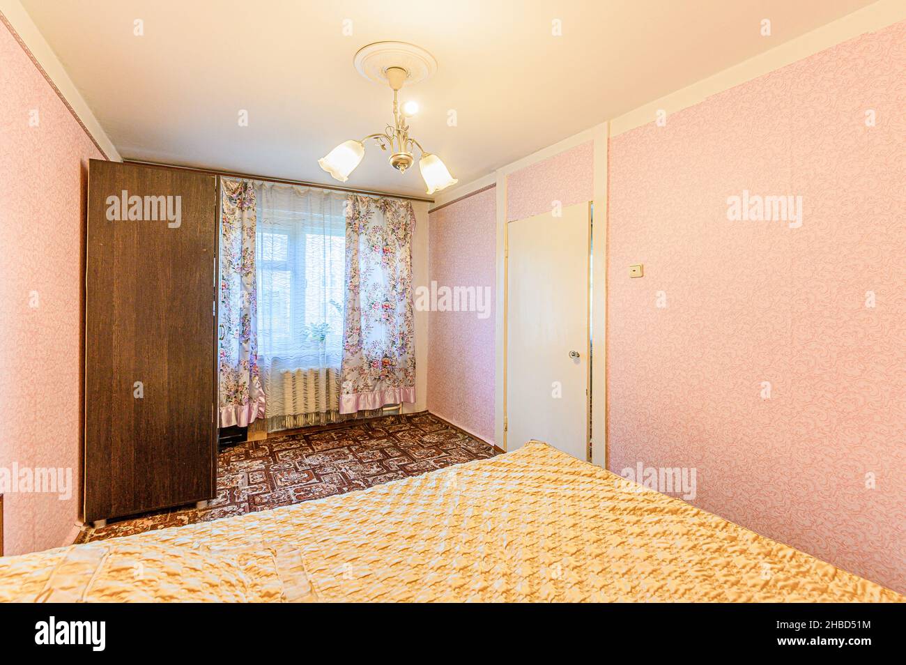 Russia, Moscow- May 08, 2020: interior room apartment light empty room ...