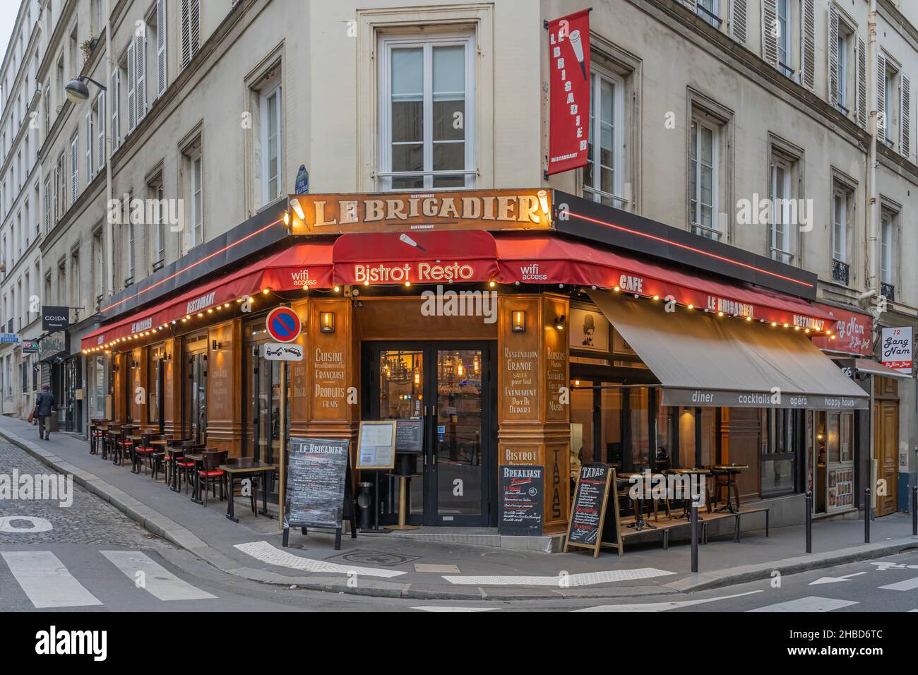 Paris, France - 11 15 2021: Typical bistro terrace table and chair ...