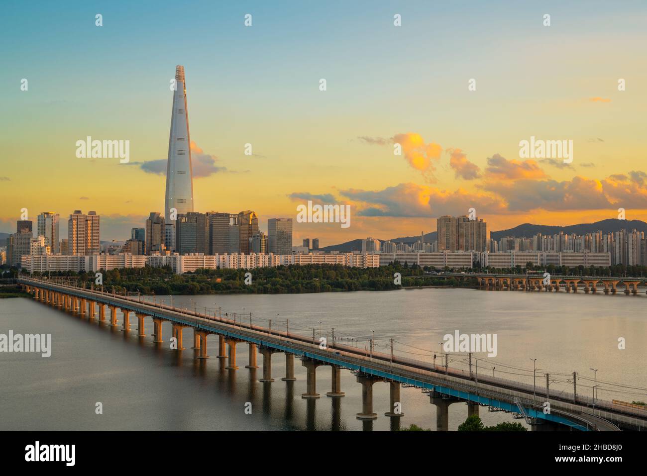Panorama of seoul city skyline hi-res stock photography and images - Alamy
