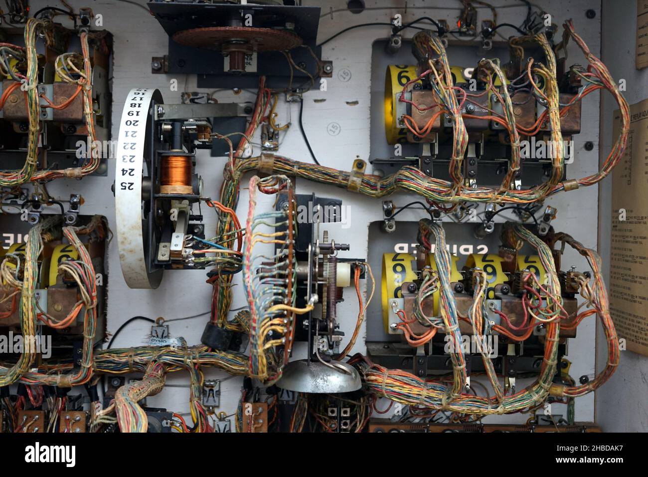 The wires inside an amplifier Stock Photo - Alamy