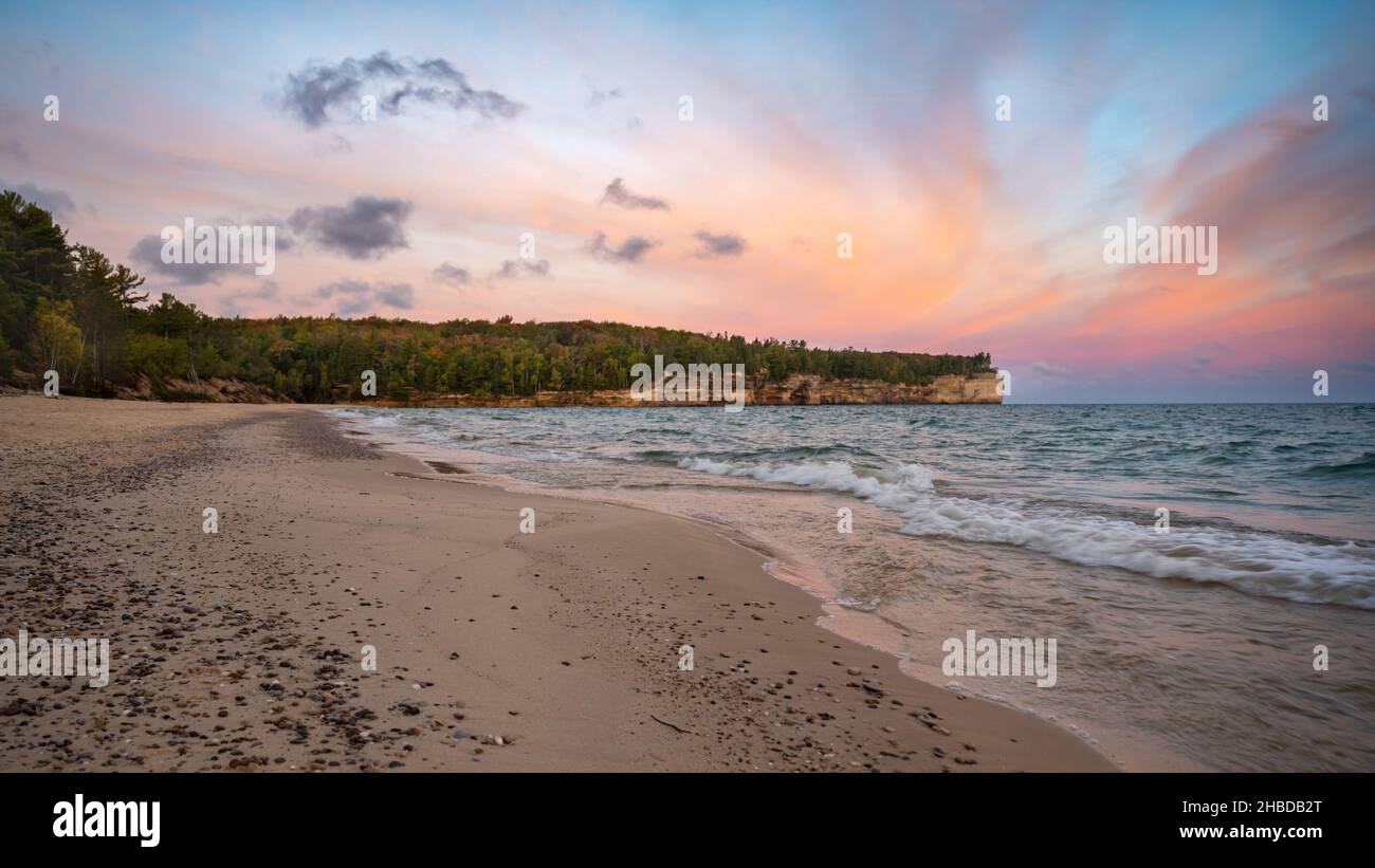 Chapel beach pictured rocks lakeshore michigan hi-res stock photography ...