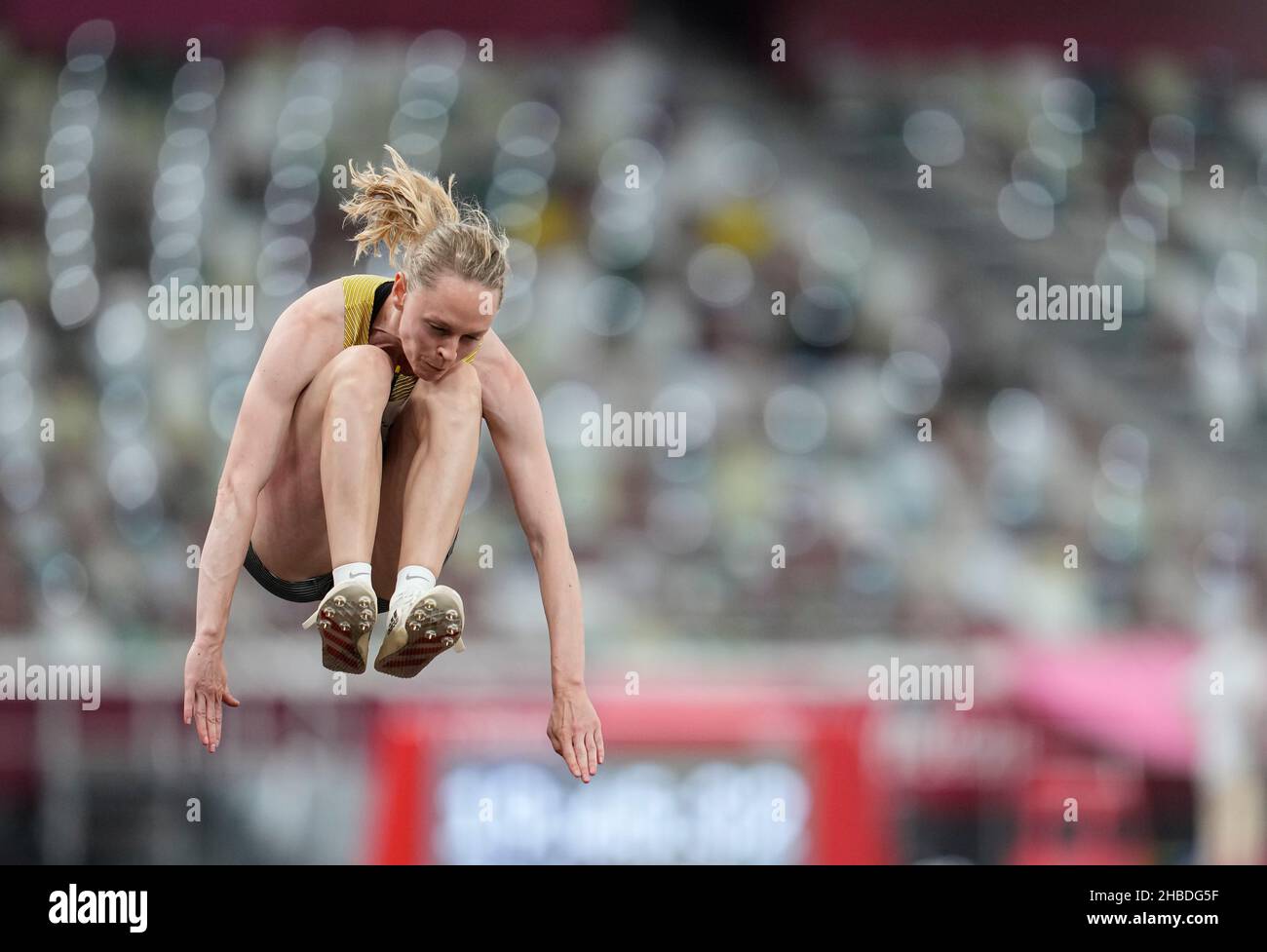 Neele Eckhardt participating in the Tokyo 2020 Olympic Games in the ...