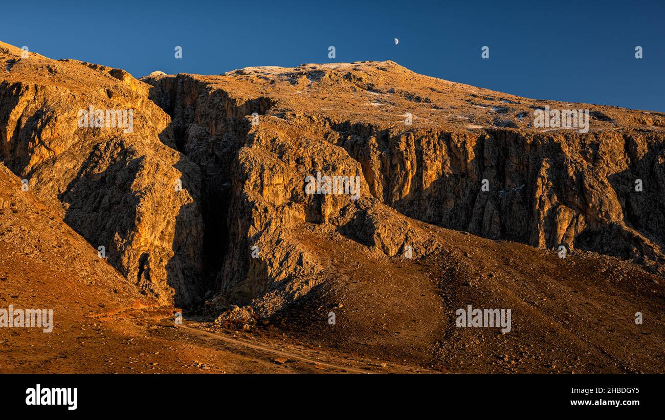 Breathtaking mountain landscape. The Anti Taurus Mountains. Aladaglar ...