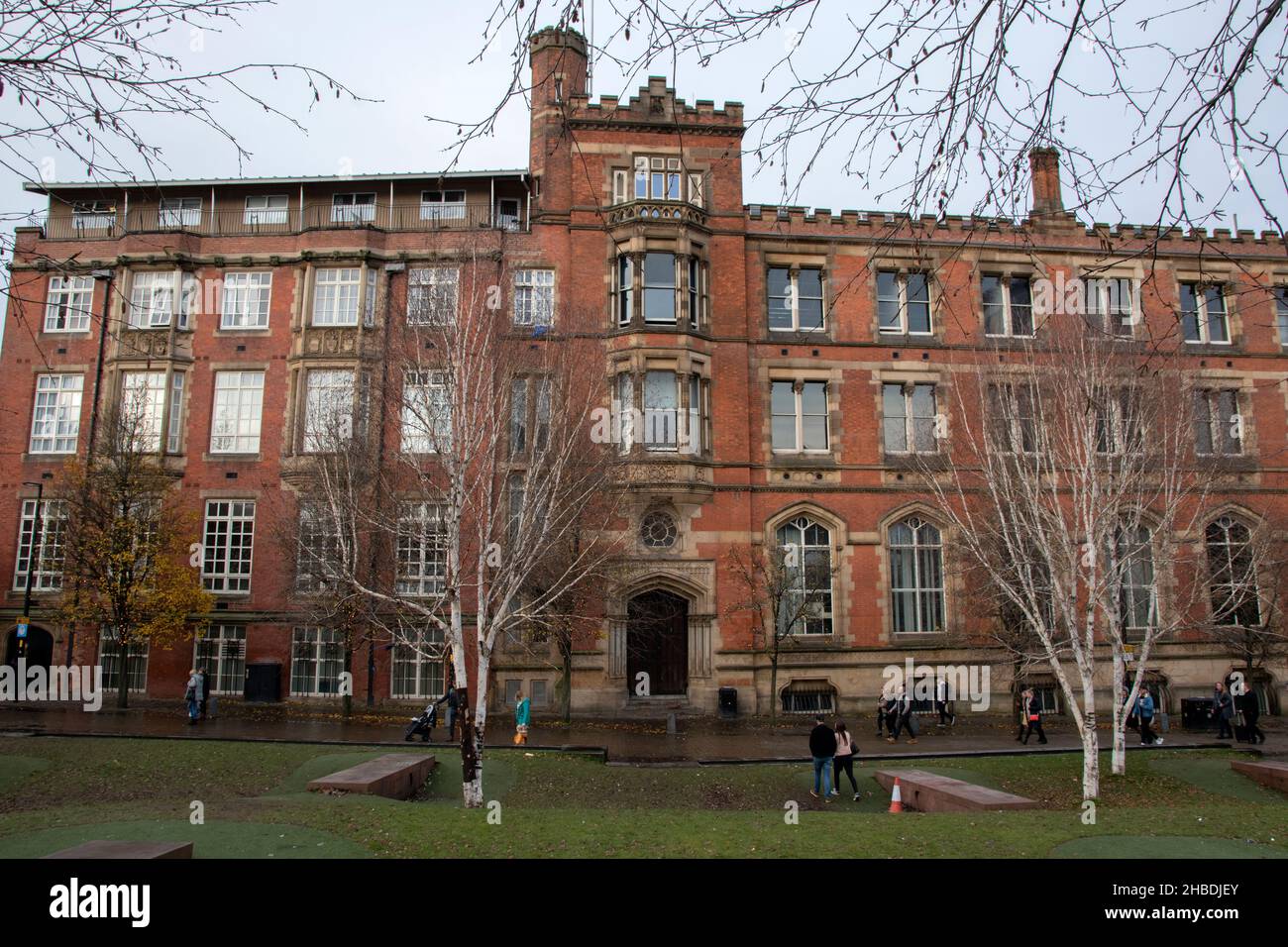 Old school building manchester hi-res stock photography and images - Alamy