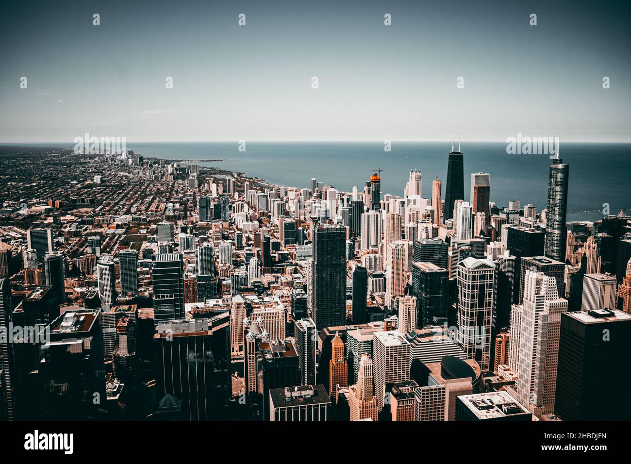 Aerial shot chicago downtown skyline hi-res stock photography and ...