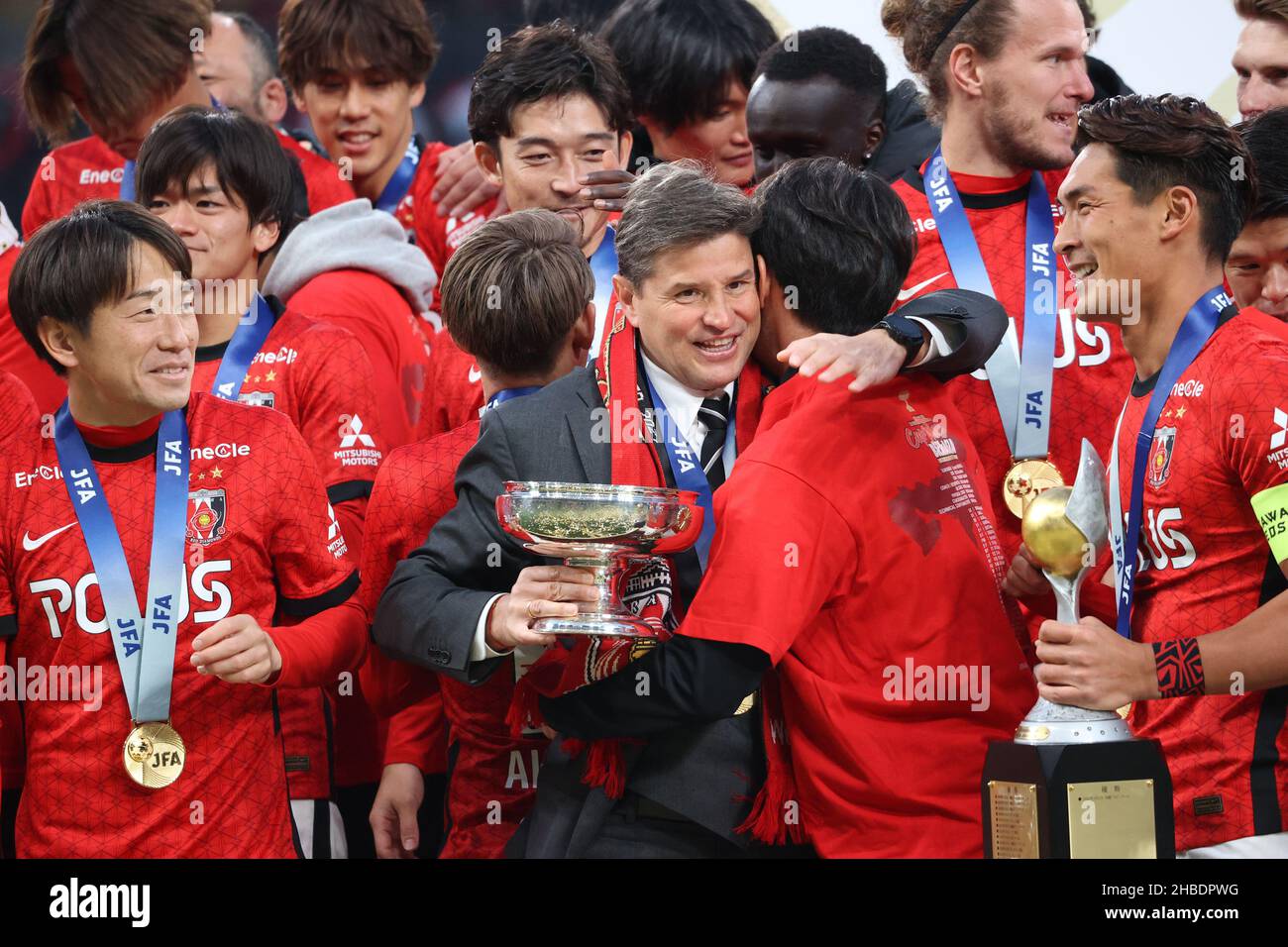 Tokyo, Japan. 19th Dec, 2021. Urawa Reds amnager Ricardo Rodriguez (C ...