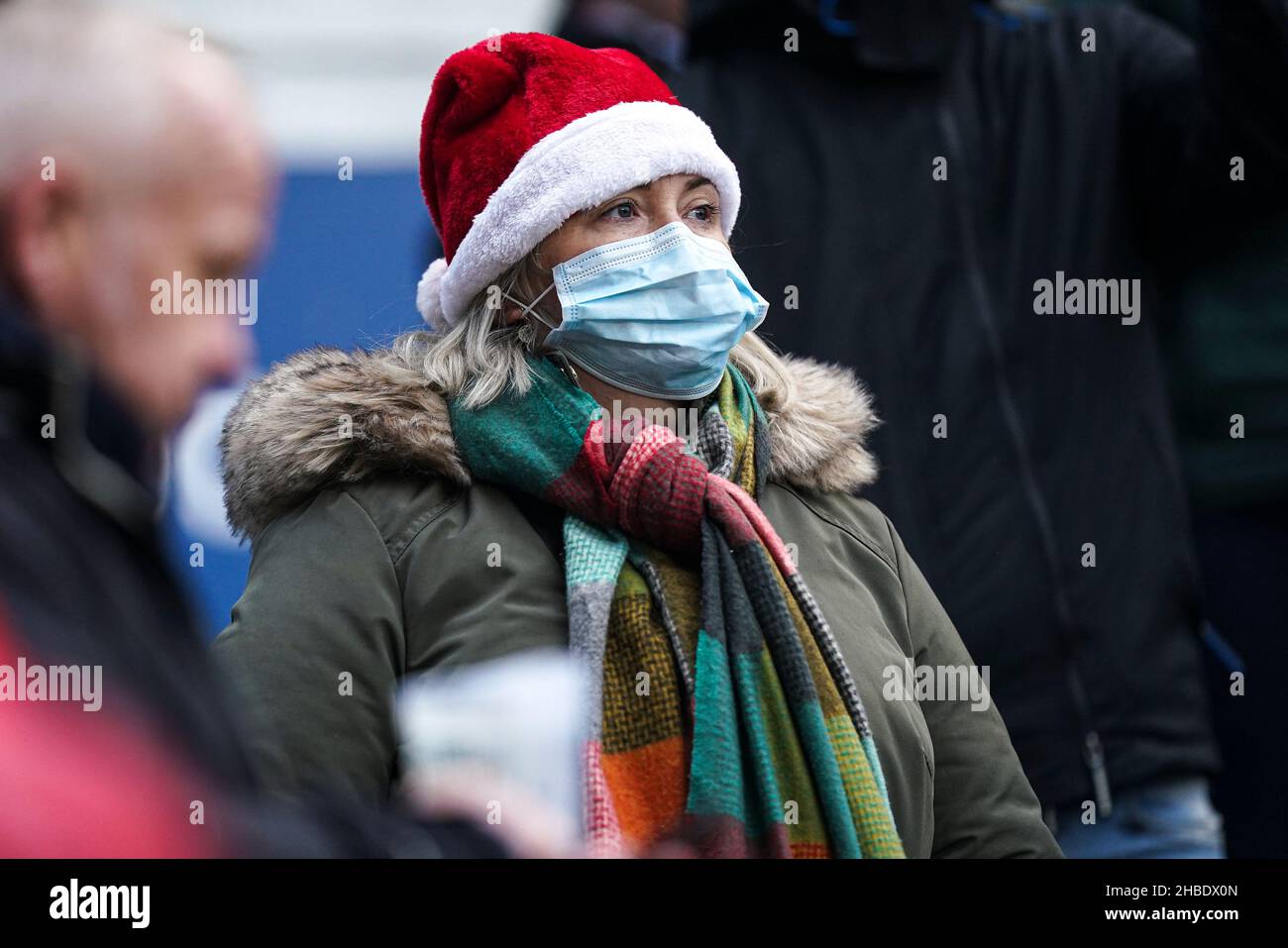 Face mask and rugby hi-res stock photography and images - Alamy