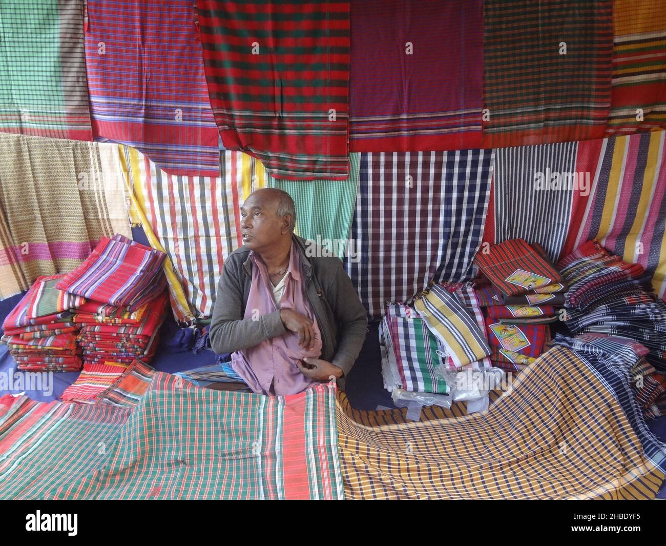 Gamchha hi-res stock photography and images - Alamy