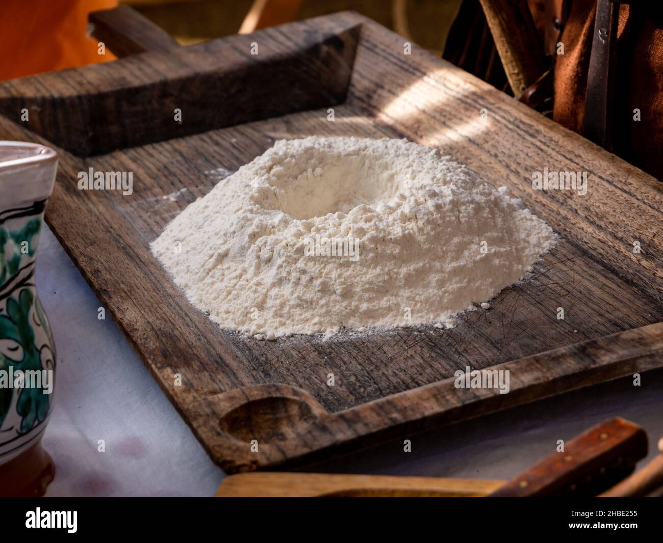 Flour tray hi-res stock photography and images - Alamy
