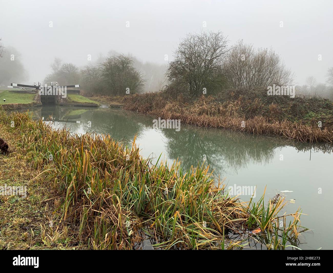 Grand Union Canal Northampton Northamptonshire UK water stream river ...