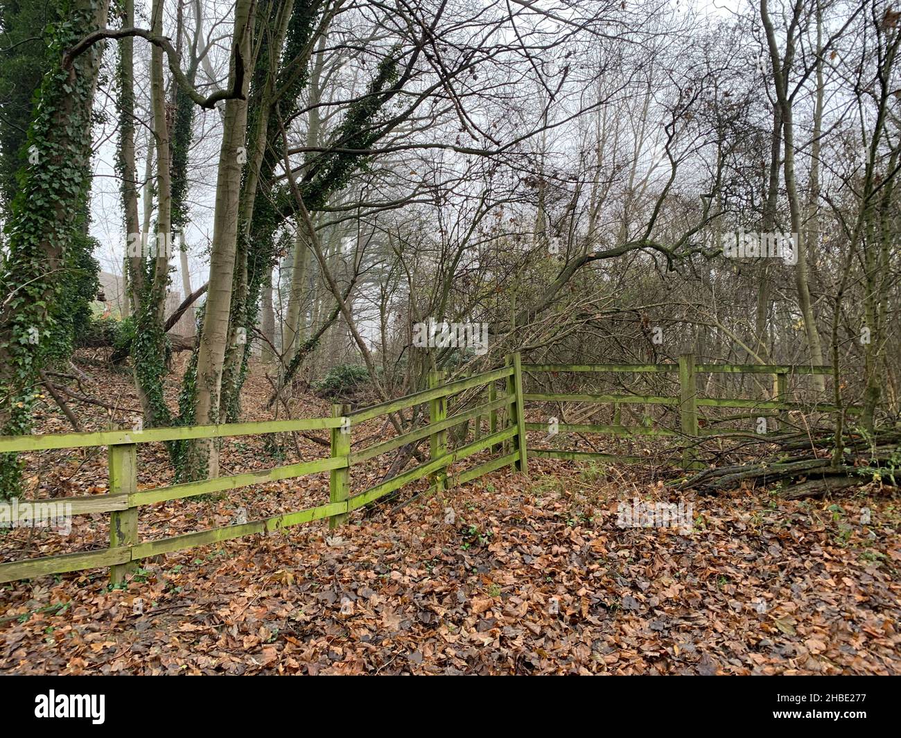 Grand Union Canal Northampton Northamptonshire UK fence fencing wall ...