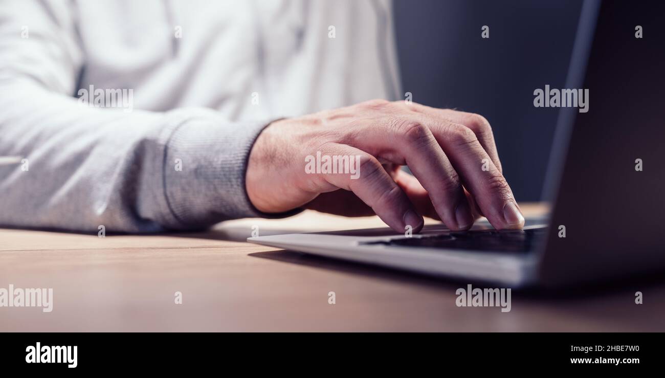 Hand man typing hi-res stock photography and images - Alamy
