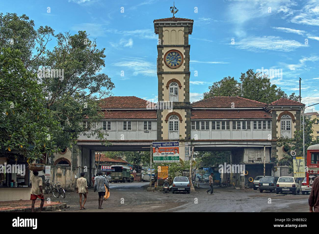 18-jun-2006 Clock tower of Sassoon Docks is one of the oldest docks in ...