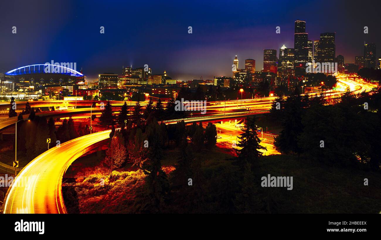 Seattle urban landscape hi-res stock photography and images - Alamy