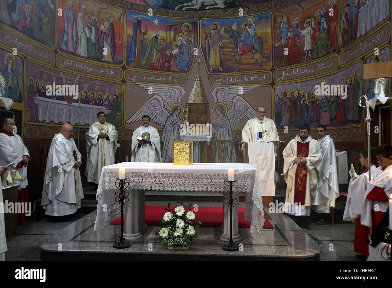 Palestinian Christian worshipers in the Roman Catholic Holy Family ...