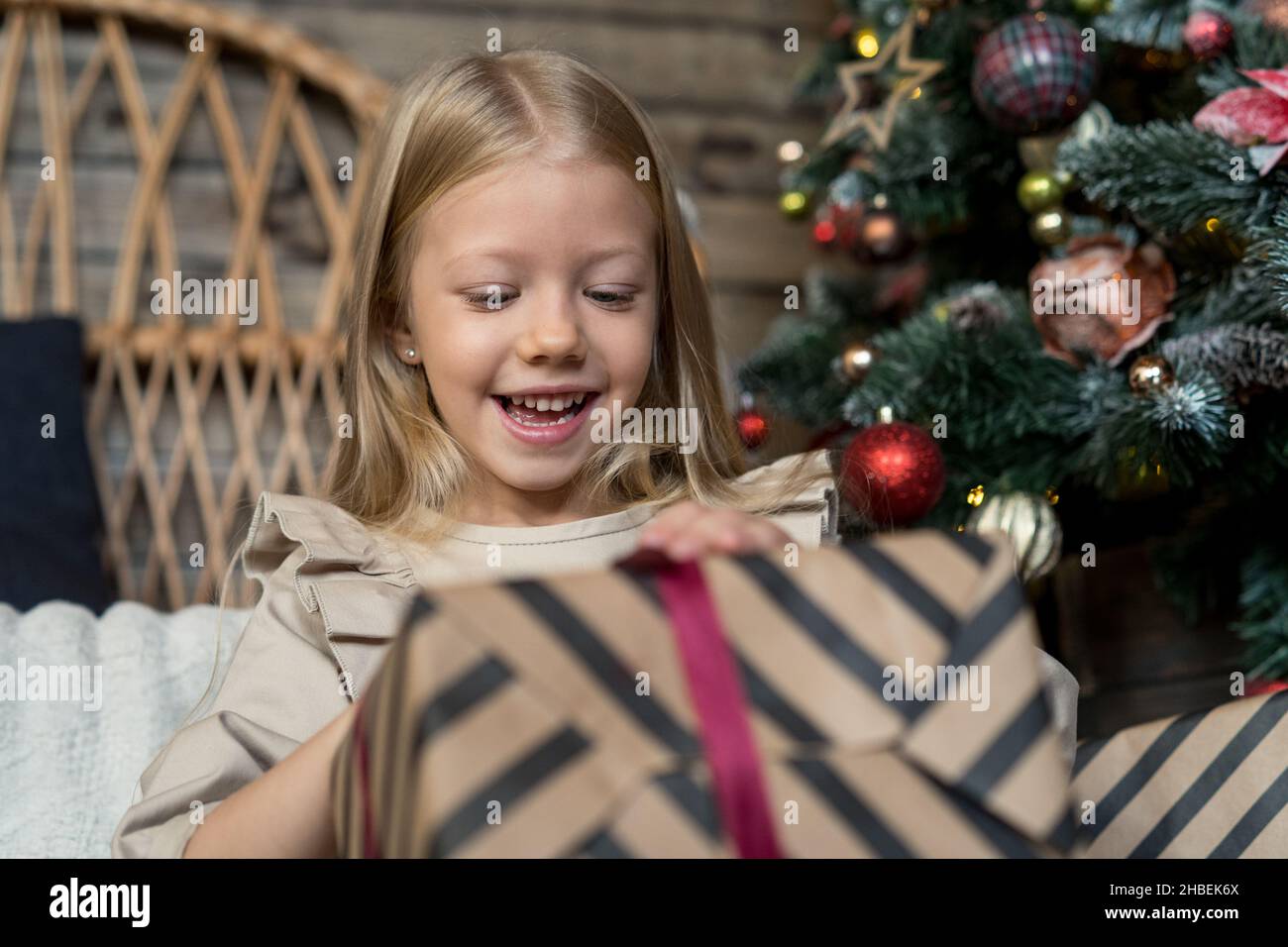 Unwrapping hi-res stock photography and images - Alamy