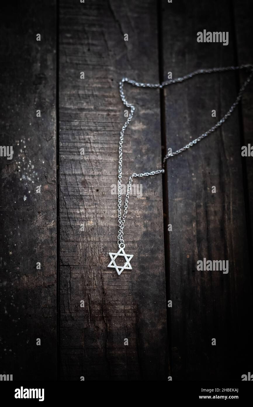 Star david chain hi-res stock photography and images - Alamy