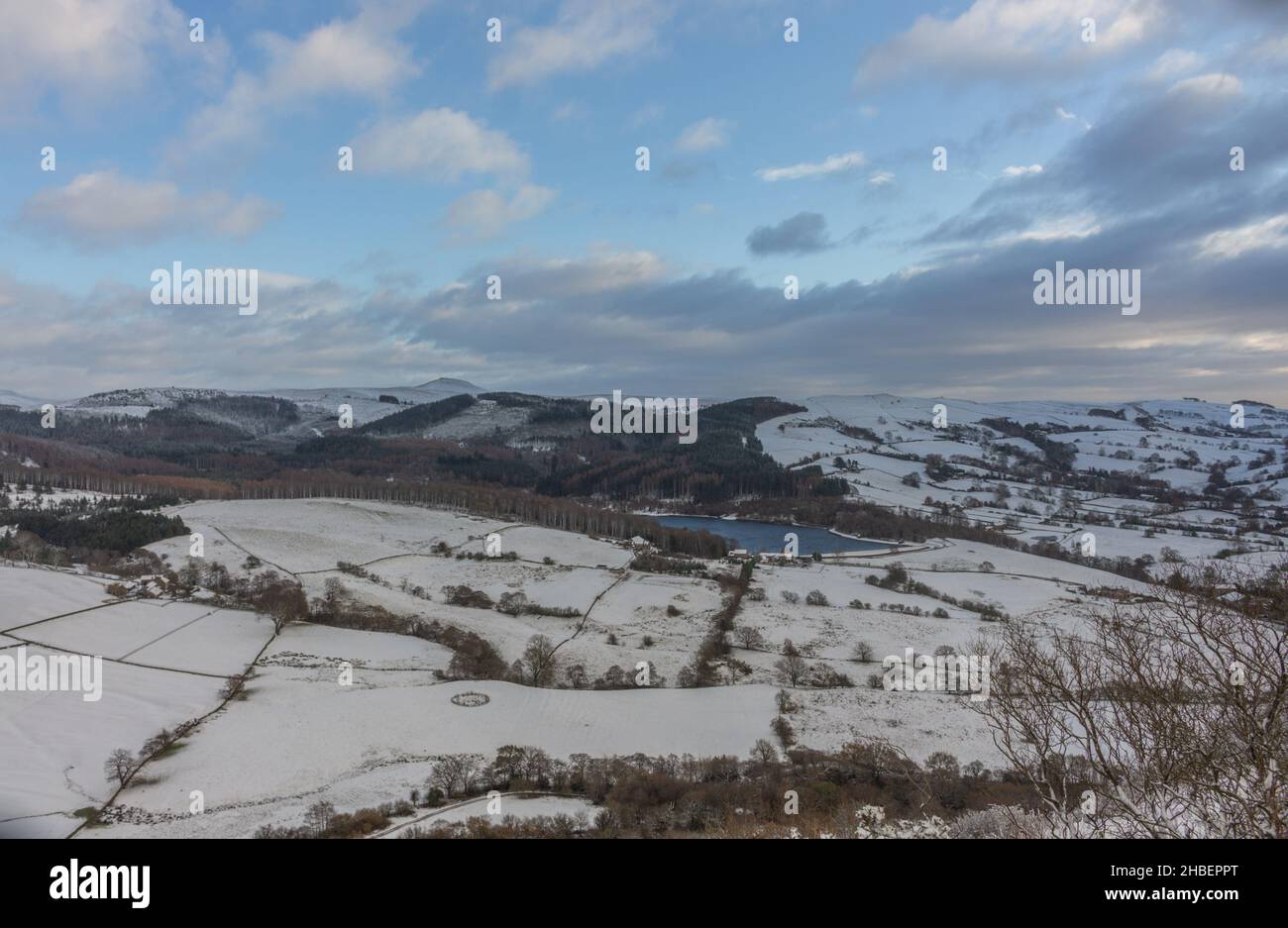 Winter countryside in snow at Tegg's Nose Country Park, Macclesfield ...