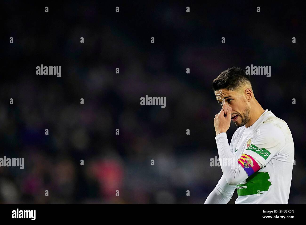 Fidel Chaves of Elche CF during the La Liga match between FC Barcelona ...