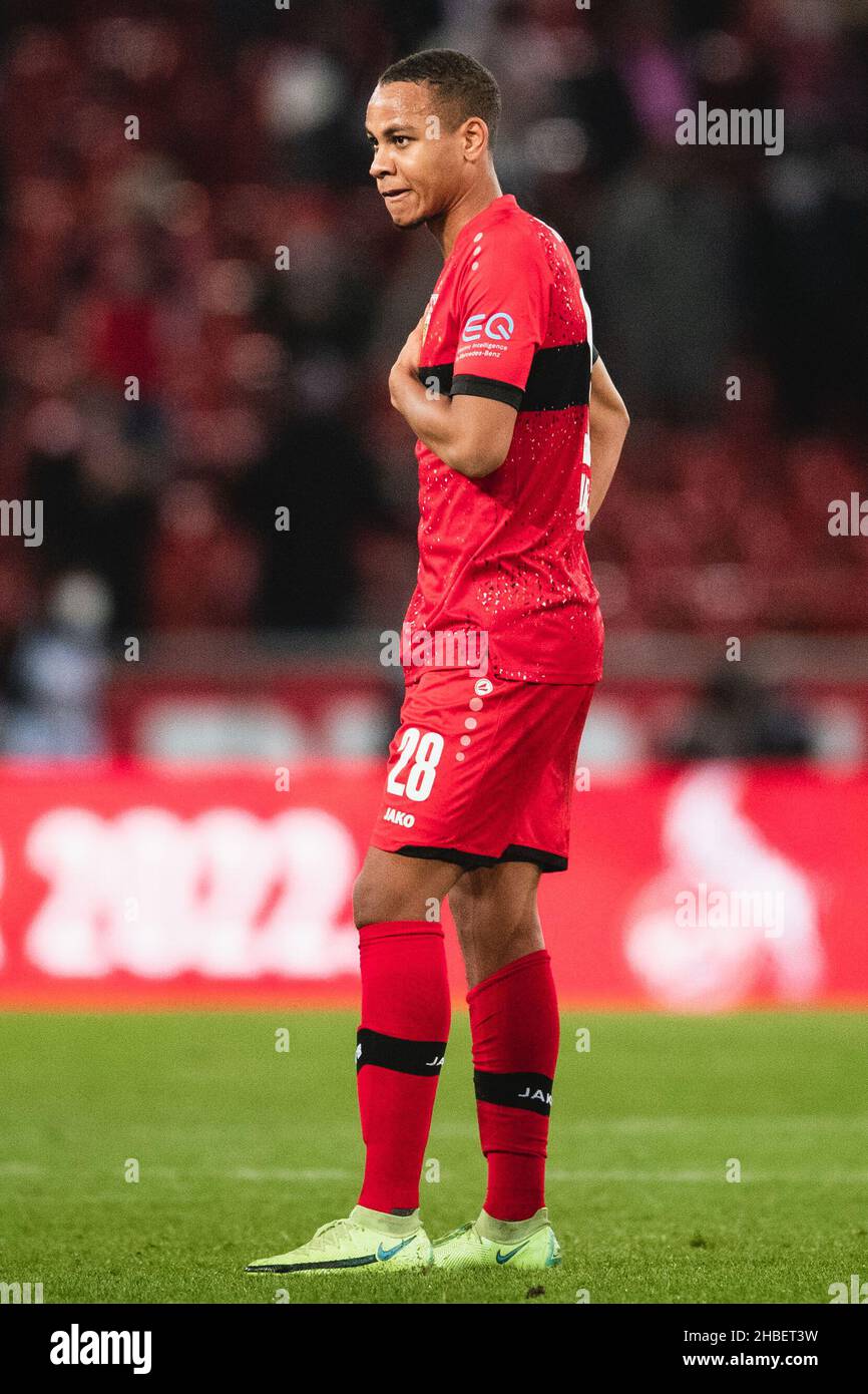 Nikolas nartey 1 fc köln hi-res stock photography and images - Alamy