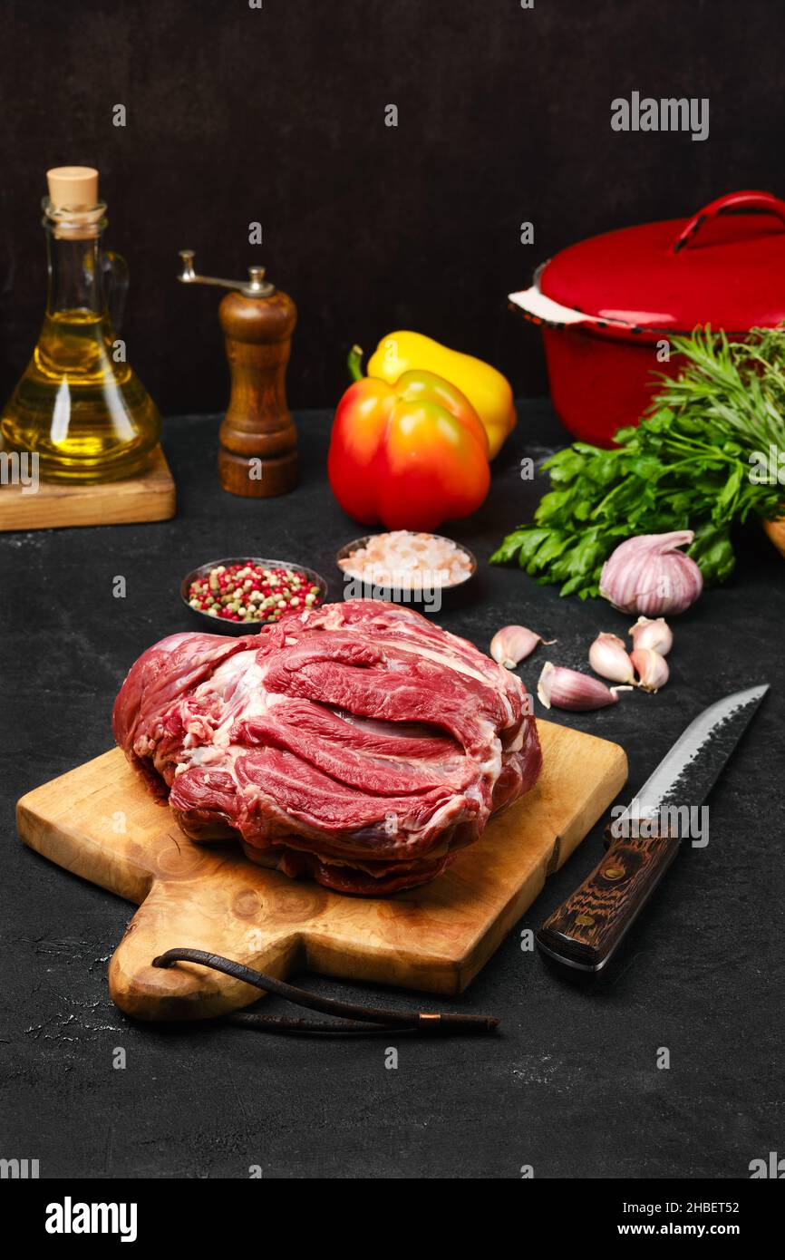 Lamb haunch hi-res stock photography and images - Alamy