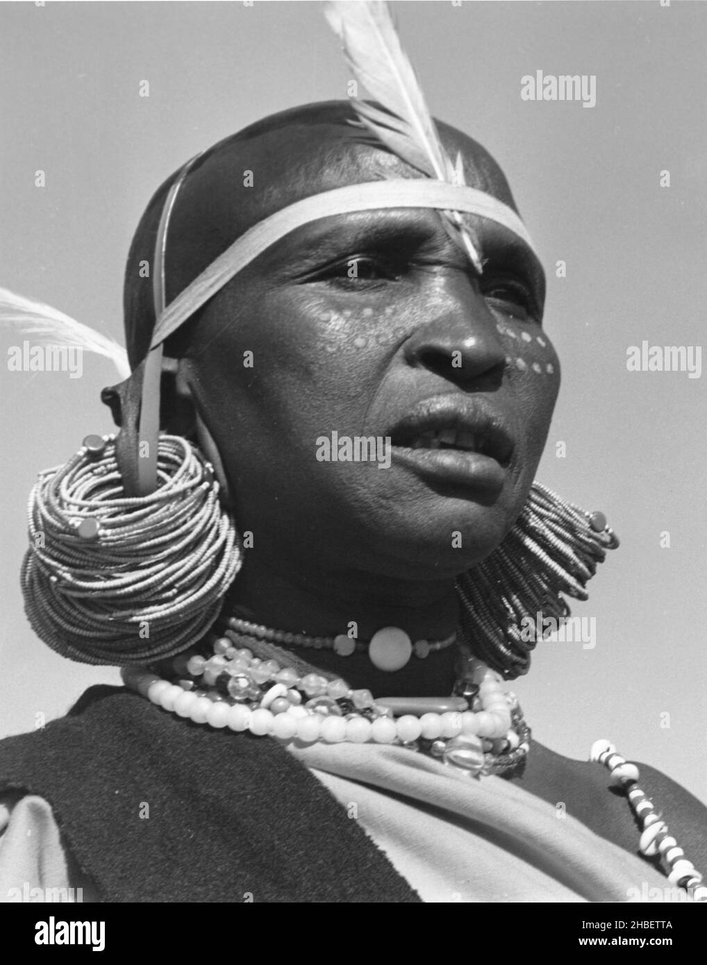 African woman in traditional garb. Kenya, Africa Stock Photo - Alamy