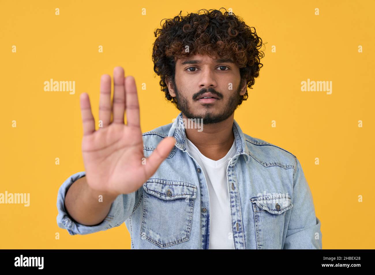Stop sign hand gesture hi-res stock photography and images - Alamy