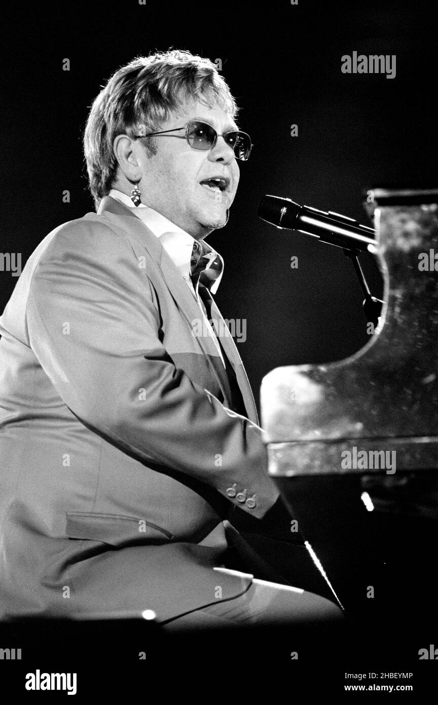 Convert live Black and White Stock Photos & Images - Alamy