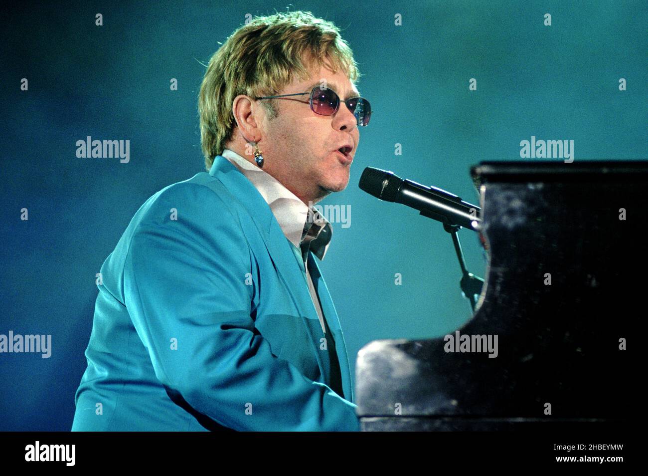 Verona Italy 08/09/2001: Elton John,English singer, during the live ...