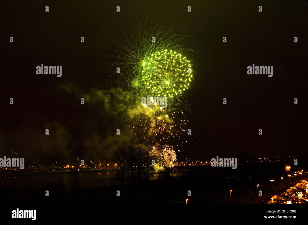 Catherine wheel firework hi-res stock photography and images - Alamy