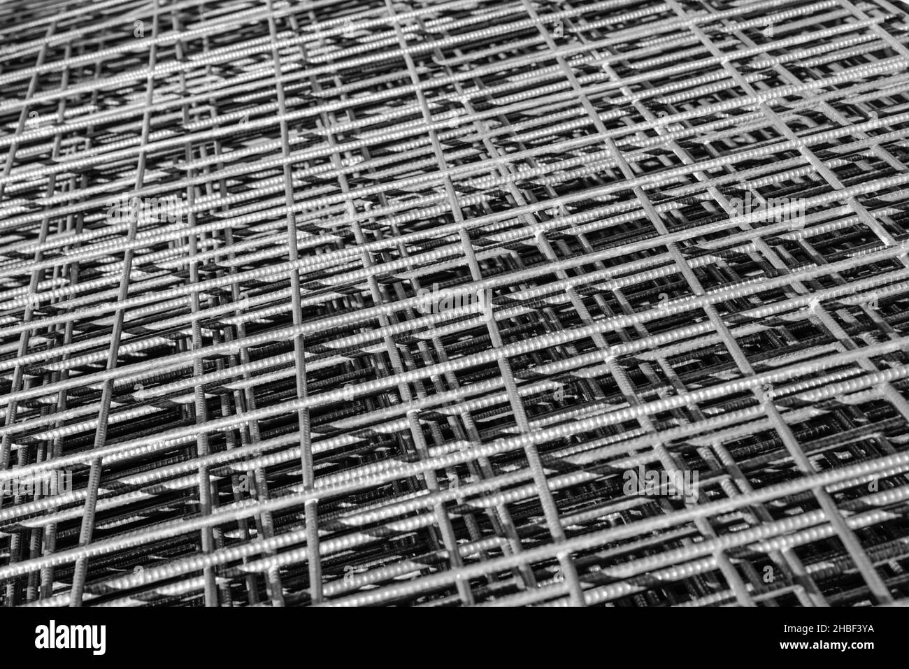 Reinforcing steel mesh, close up image of construction material Stock ...