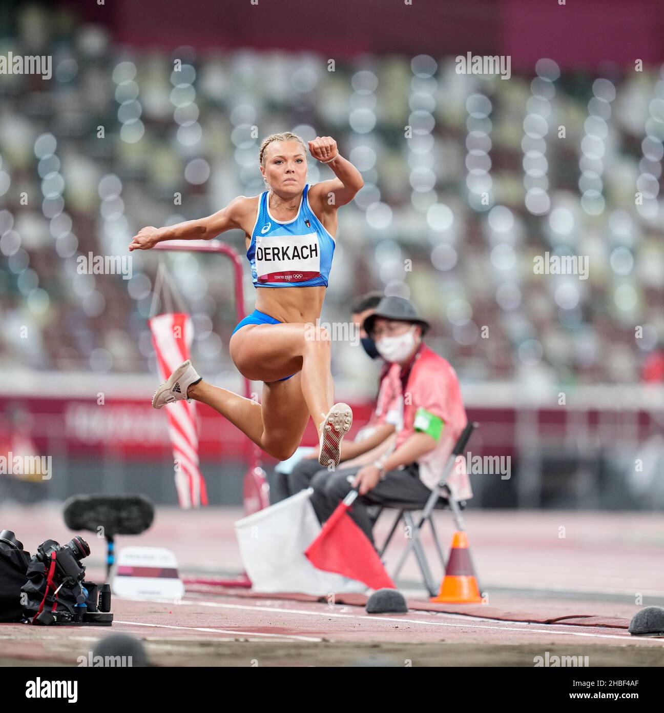 Daría Derkach participating in the Tokyo 2020 Olympic Games in the ...