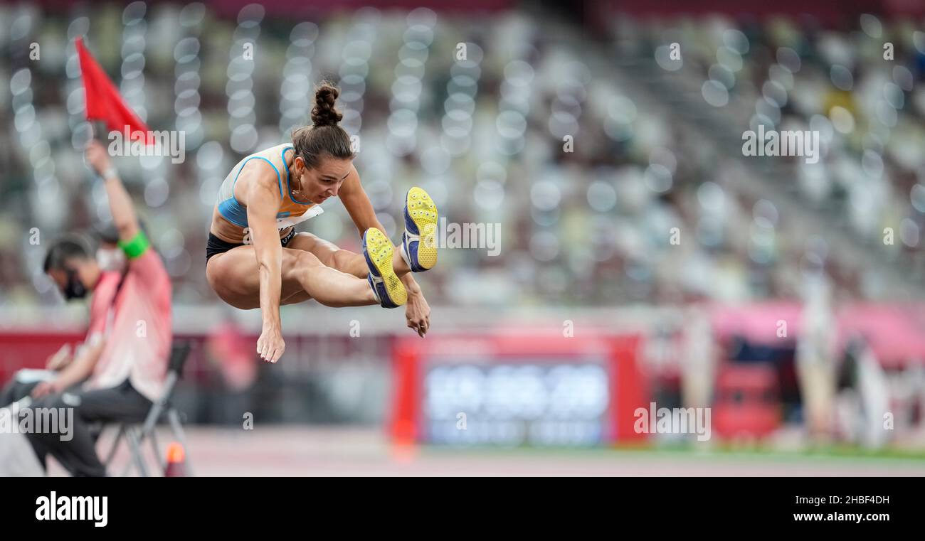 Irina Ektova participating in the Tokyo 2020 Olympic Games in the ...