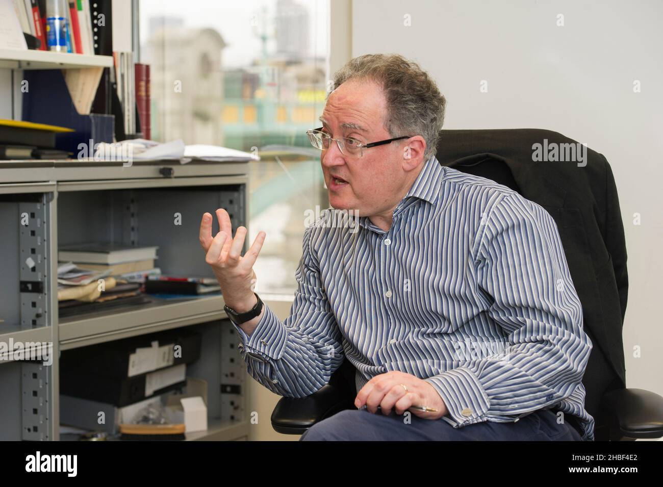 Financial times columnist hi-res stock photography and images - Alamy
