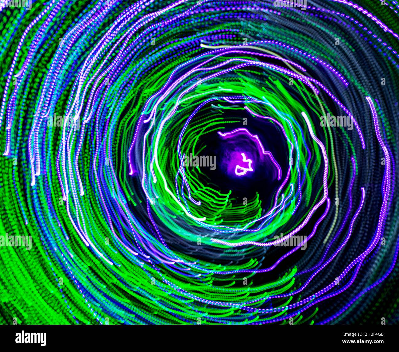 Around a central point hi-res stock photography and images - Alamy