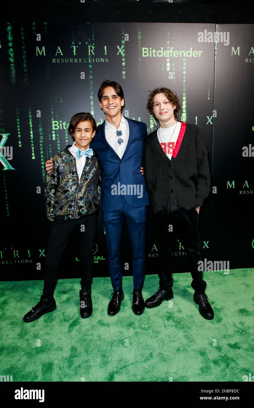 San Francisco, USA. 18th Dec, 2021. Gaige Chat, Talin Chat and Julien ...