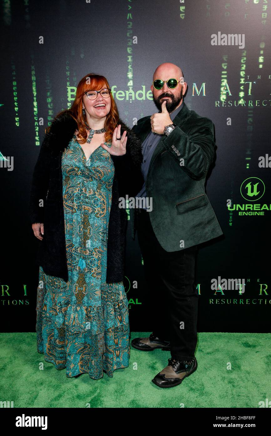 San Francisco, USA. 18th Dec, 2021. Content creator Andreia and Deive ...